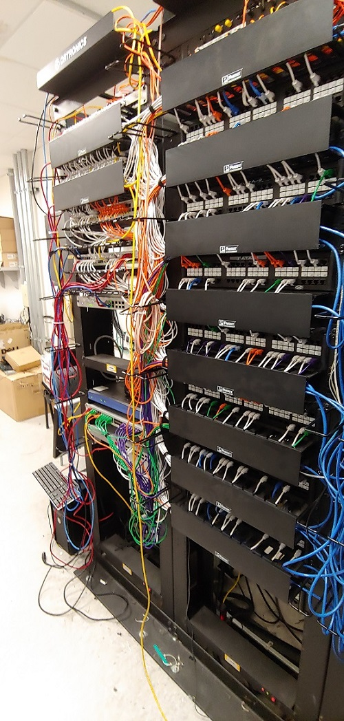 Single-shift spaghetti master: Cabling photos | Cabling Installation ...