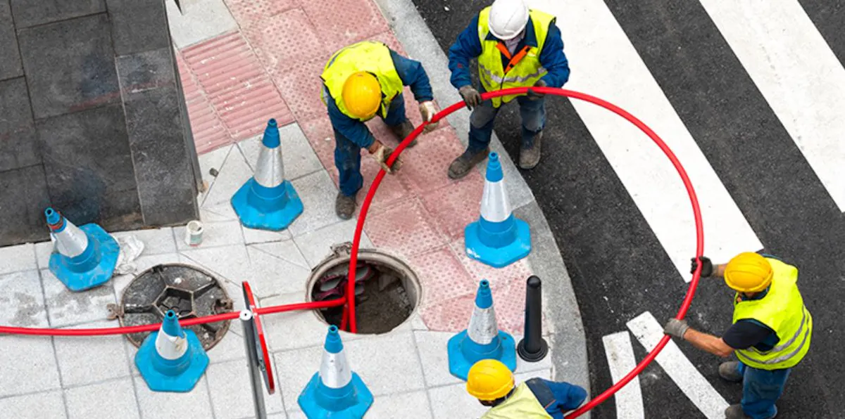 Cable-pull planning tool provides insight into pull tension, sidewall ...