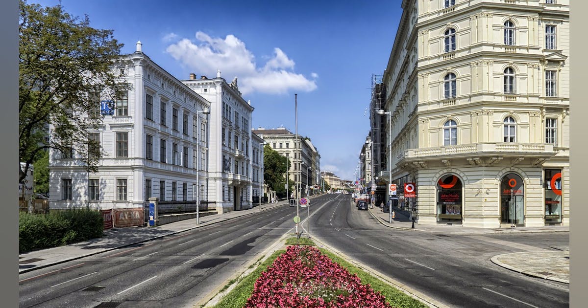 Central Bank of Austria banks on ADVA for data center interconnect ... Central Bank of Austria banks on ADVA for data center interconnect ...