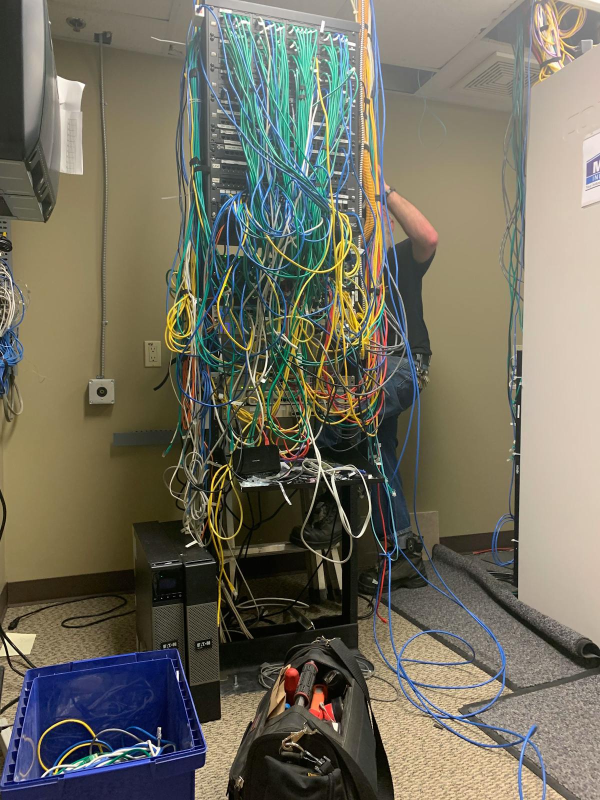 Definitive cable fails: Photos | Cabling Installation & Maintenance