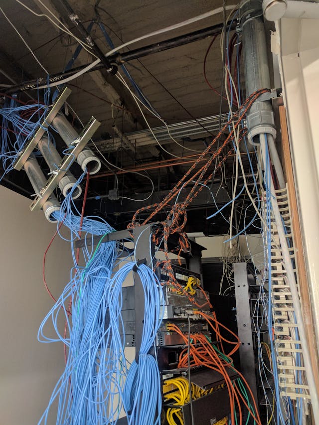 Good intentions: Cabling photos | Cabling Installation & Maintenance