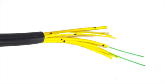 Lumenisity demos 400ZR DWDM transmission over hollow-core fiber-optic ...