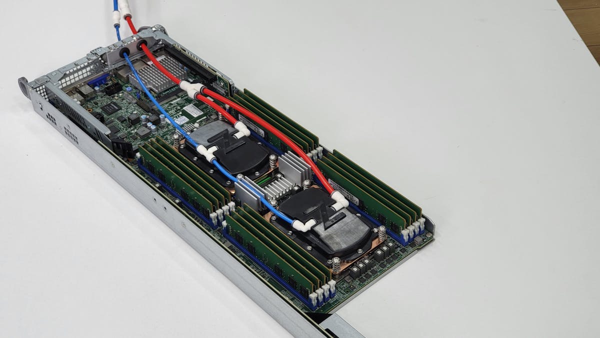 CPI unveils direct-on-chip, dielectric liquid cooling at Data Center ...